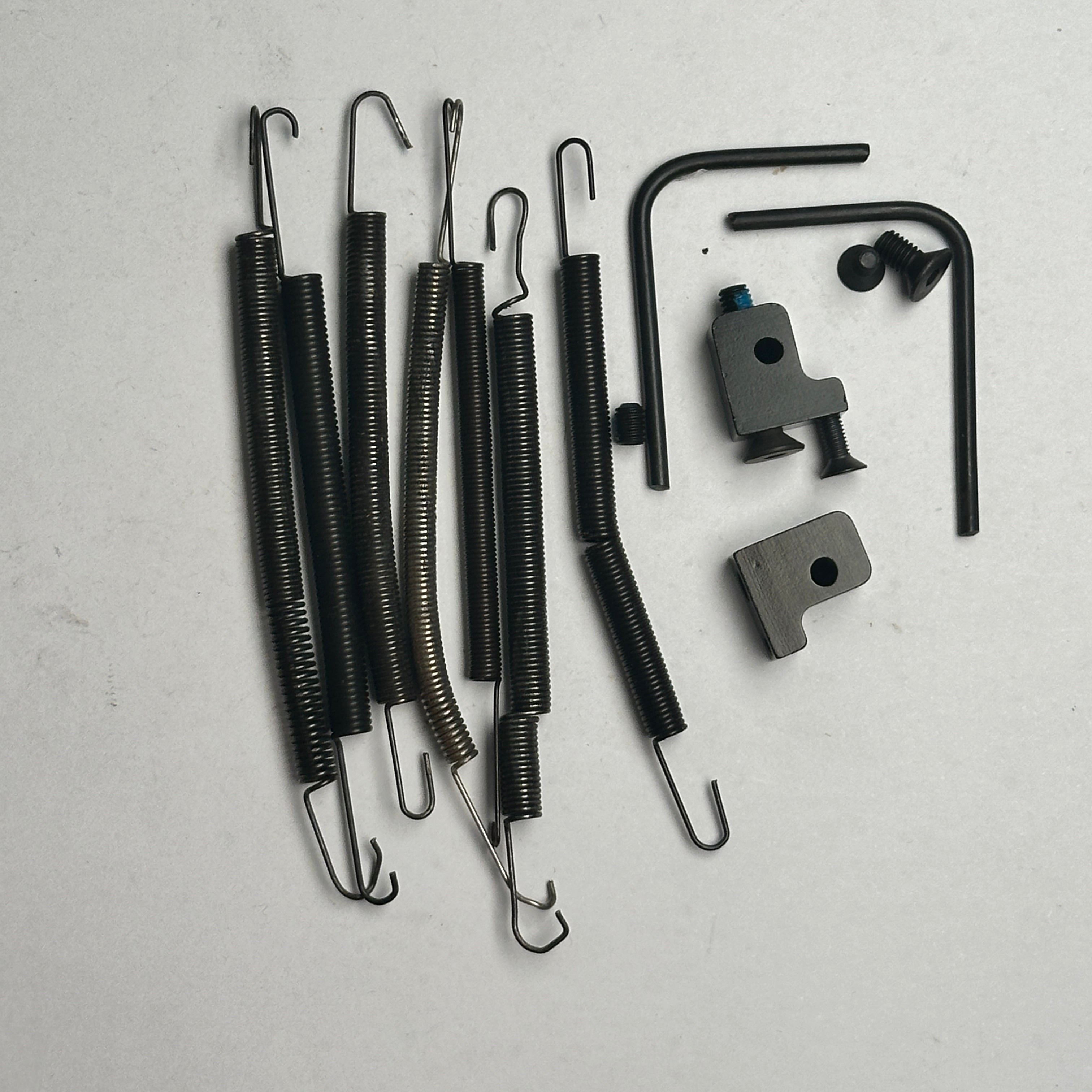 Engine Exhaust Springs and Mounts 1/8 RC Nitro Parts [Scratch & Dent ...